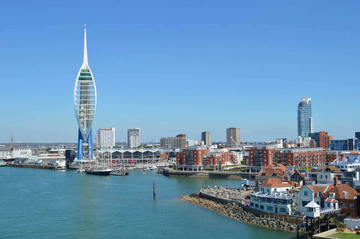 12 Interesting & Beautiful Places to Visit in South East England