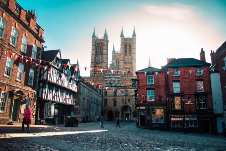 11 Interesting & Beautiful Places to Visit in the East Midlands