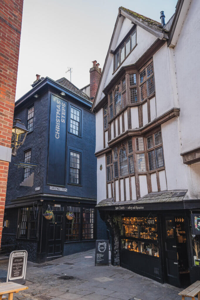 20 Interesting and Beautiful Places to Visit in Bristol, England