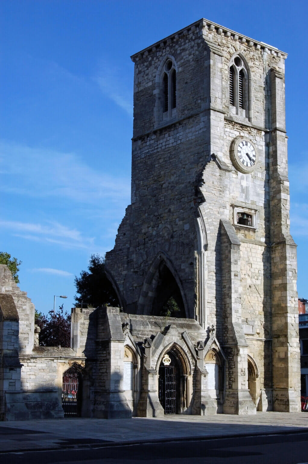 15 Interesting & Beautiful Places to Visit in Southampton, England