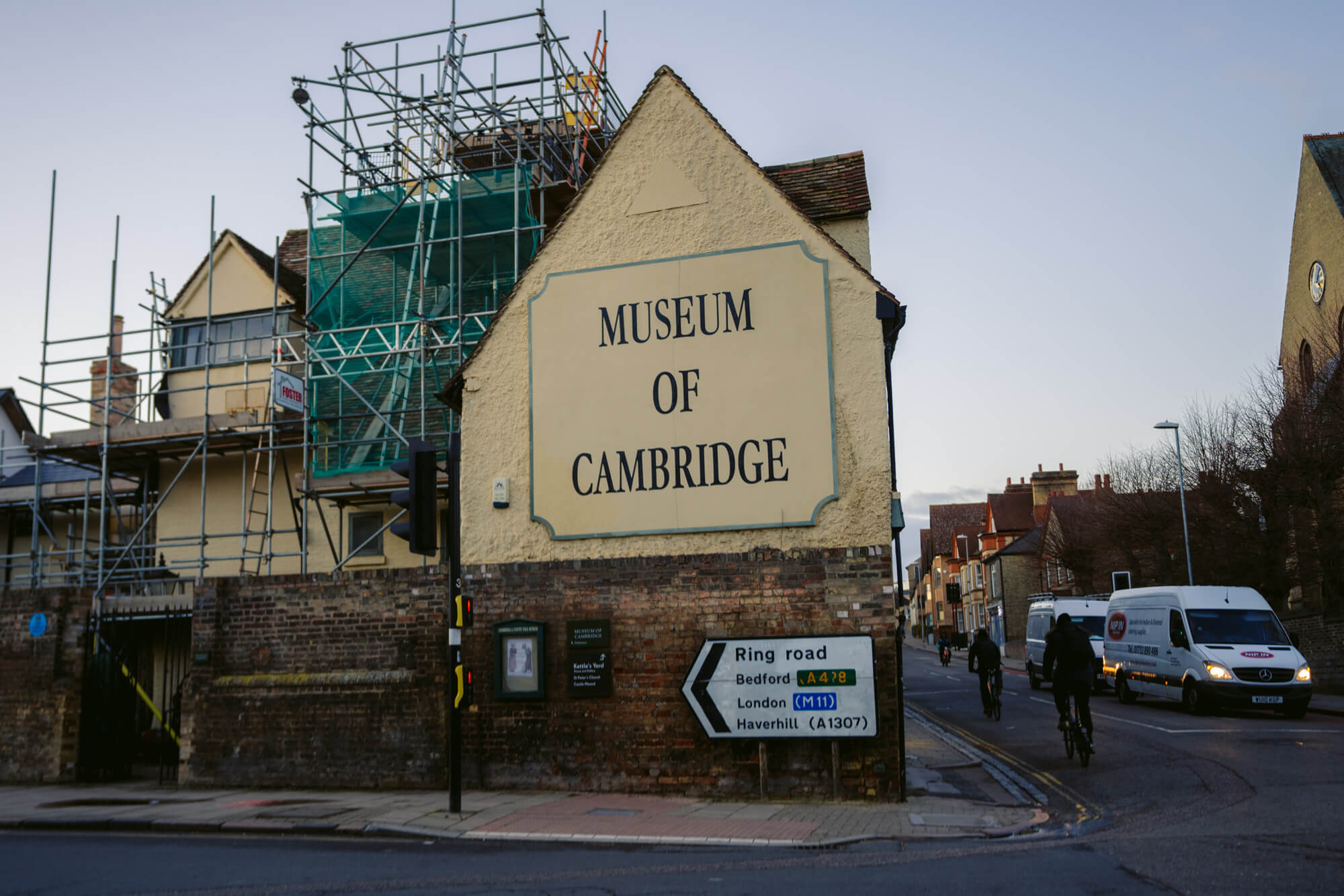 26 Interesting and Beautiful Places to Visit in Cambridge, England